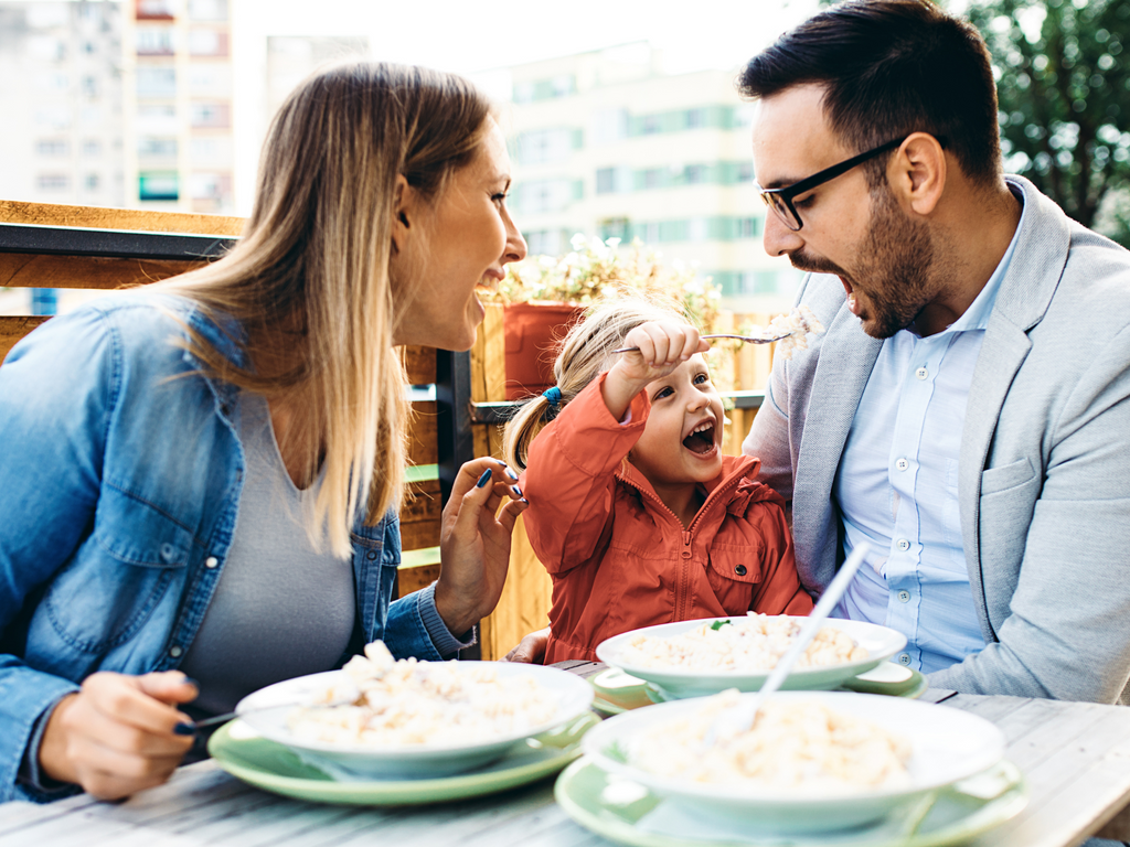 How to Eat Out with Kids & Avoid Total Disaster – Bicycle Pie